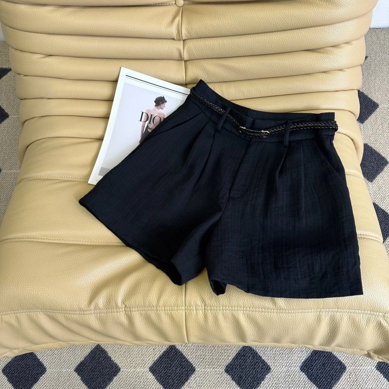 Real Unclassified Brand Short Pants