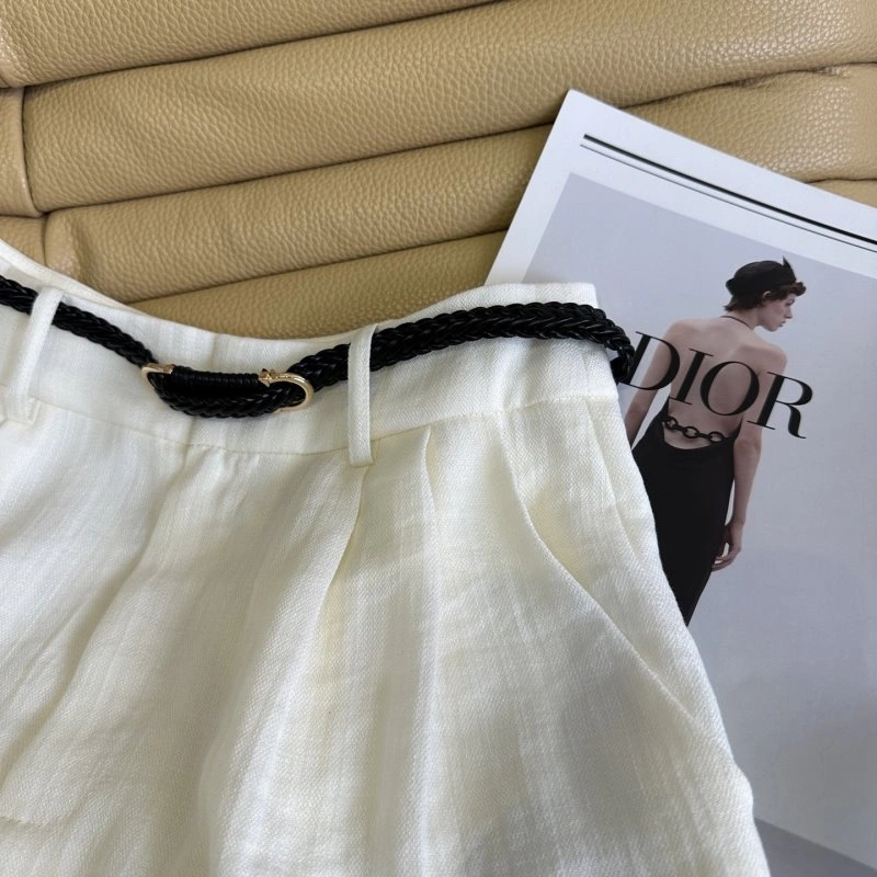 Real Unclassified Brand Short Pants