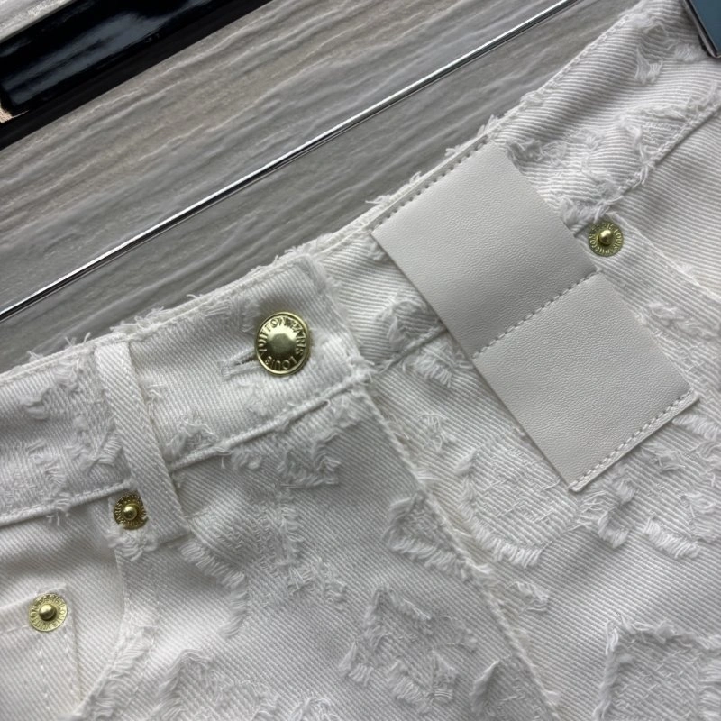 Inexpensive Unclassified Brand Short Pants