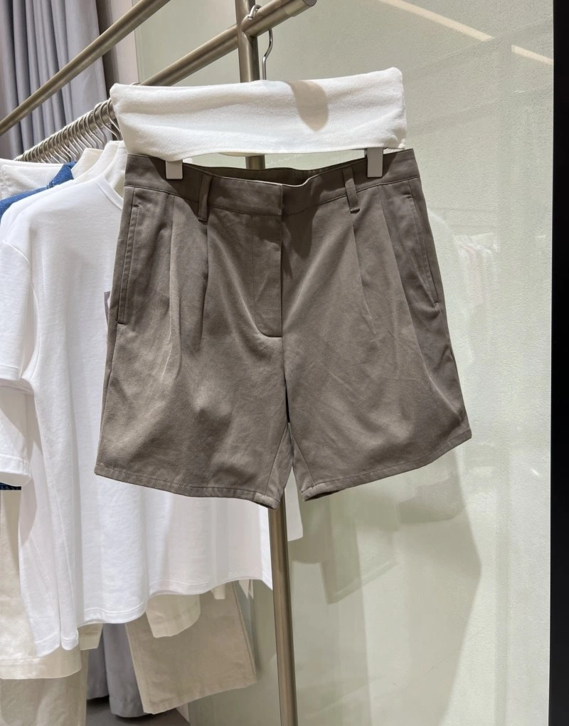 Bargain Unclassified Brand Short Pants