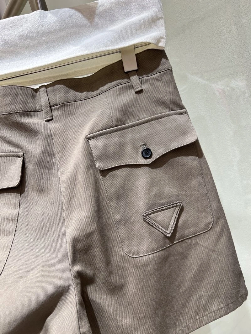 Bargain Unclassified Brand Short Pants