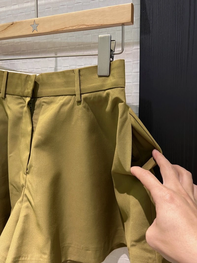 Top mirror Unclassified Brand Short Pants