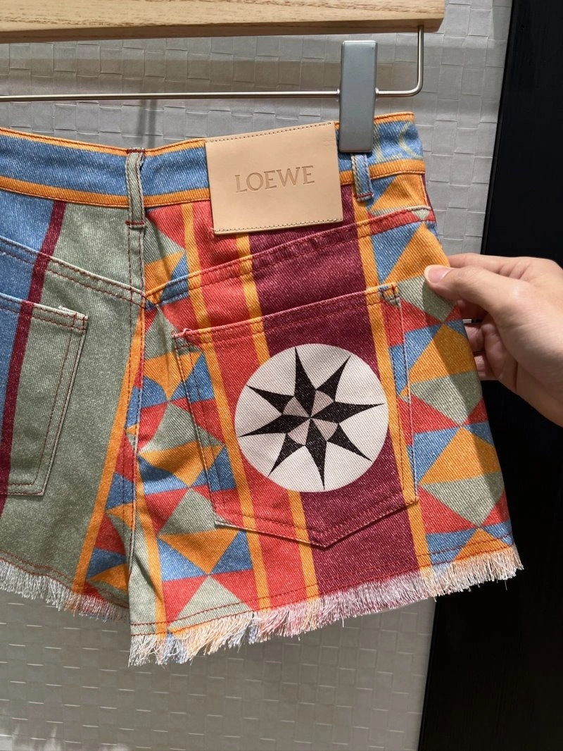 Brand-authenticated Unclassified Brand Short Pants