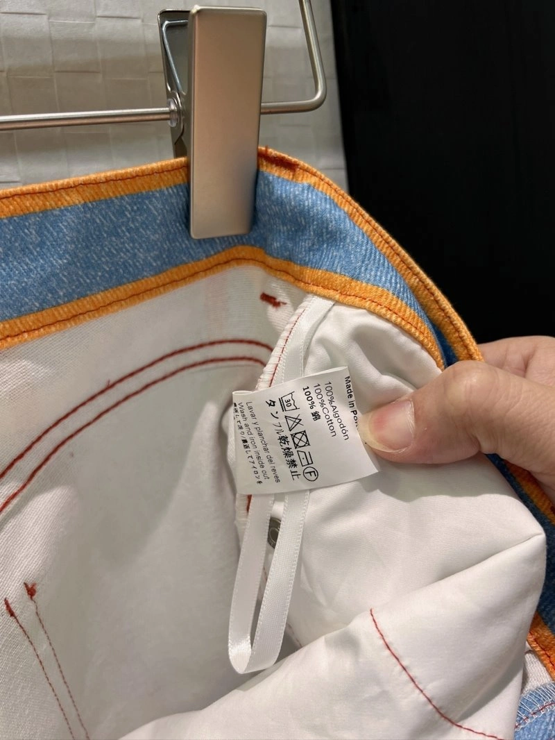 Brand-authenticated Unclassified Brand Short Pants