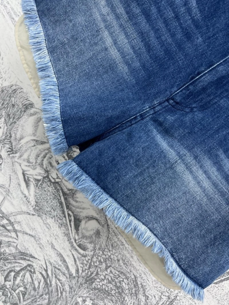Brand-authenticated Unclassified Brand Short Pants