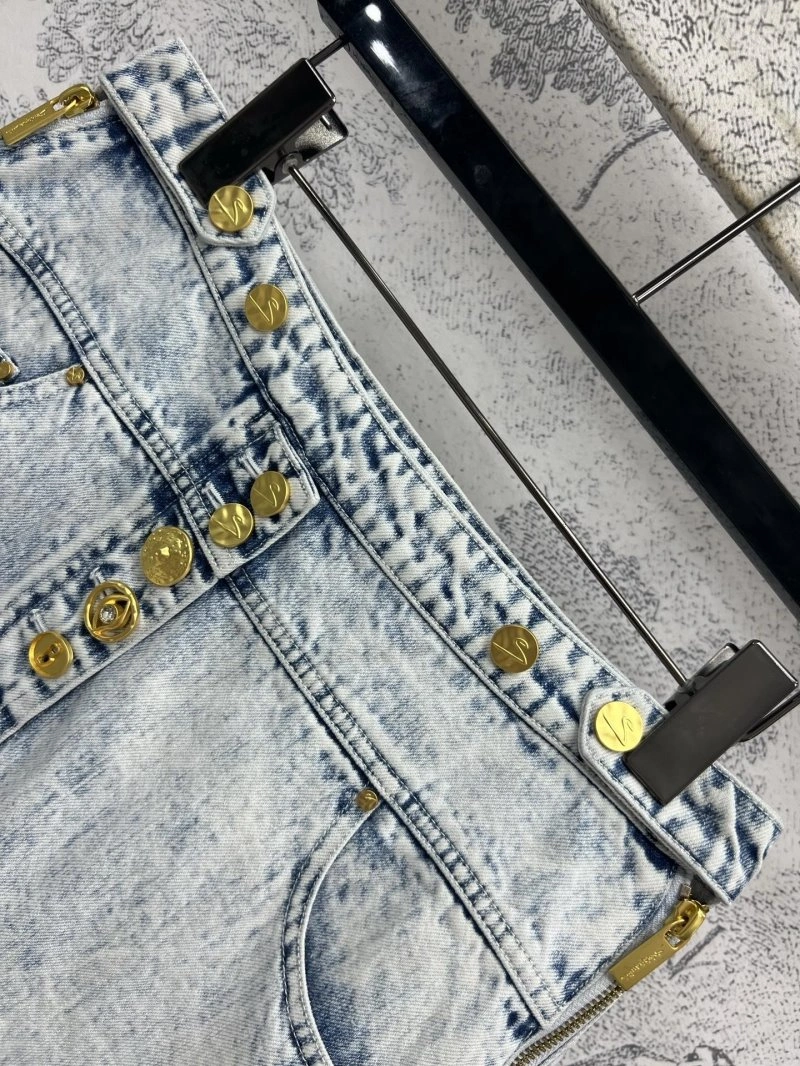 Factory-made Unclassified Brand Short Pants