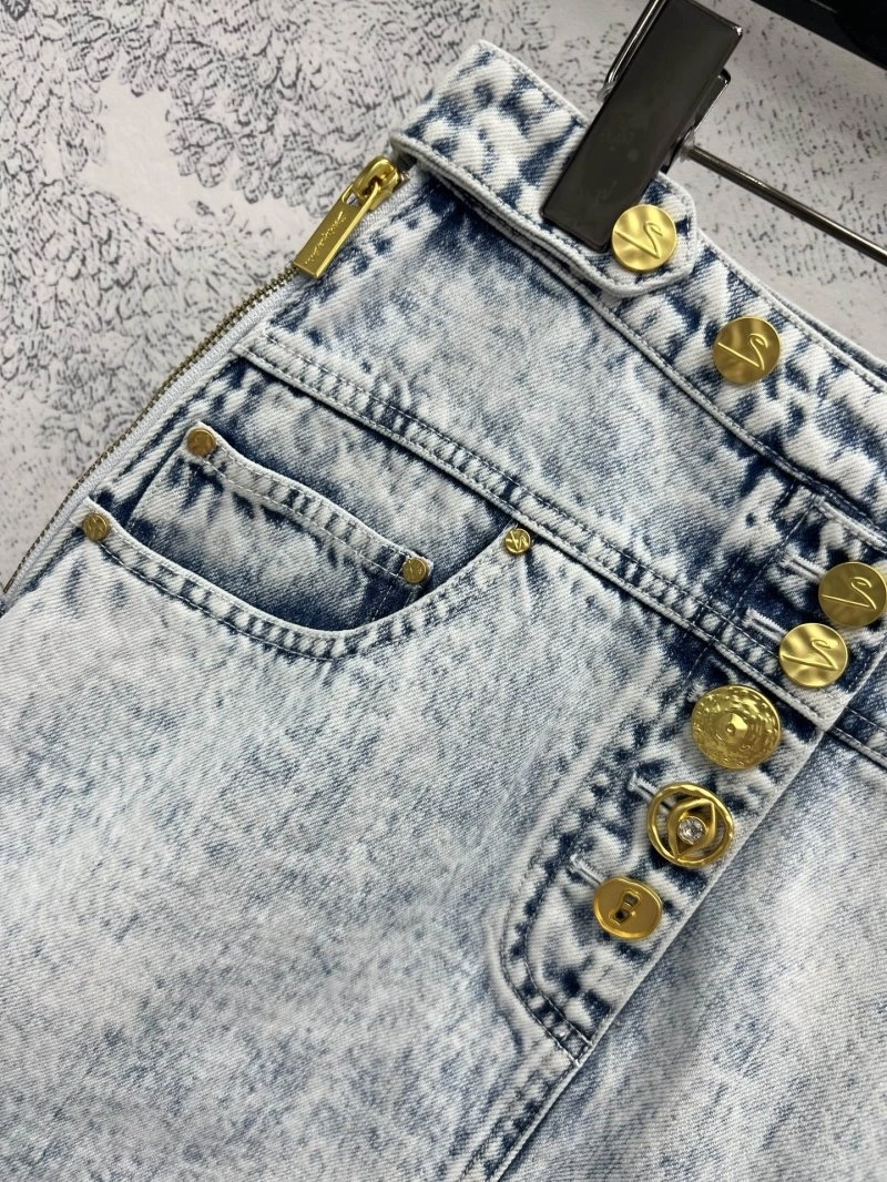 Factory-made Unclassified Brand Short Pants