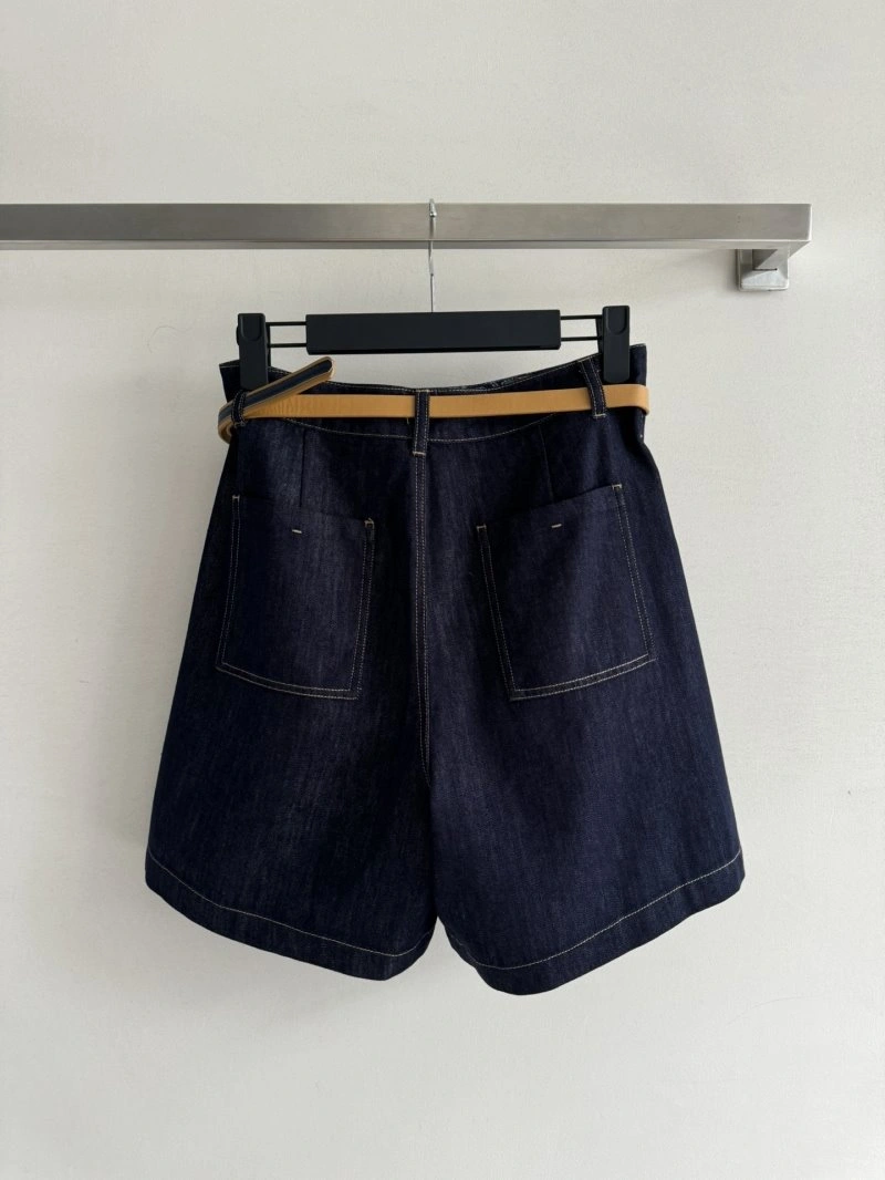 Official Unclassified Brand Short Pants