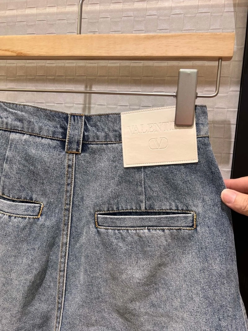 Genuine Unclassified Brand Short Pants