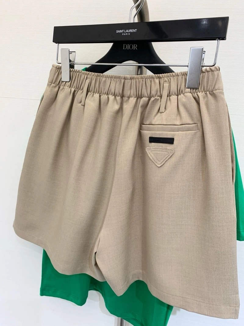 Value-priced Unclassified Brand Short Pants