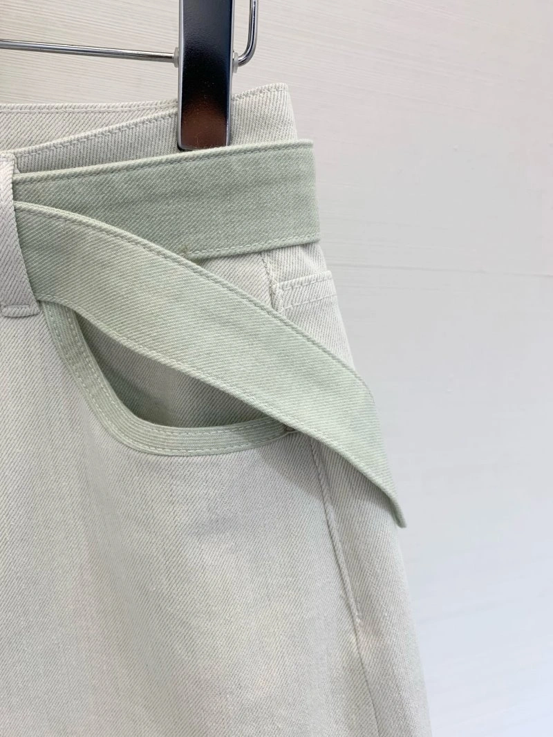 Exact replica Unclassified Brand Short Pants