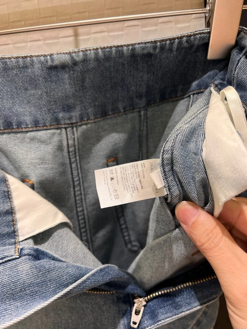 Authentic Unclassified Brand Short Pants
