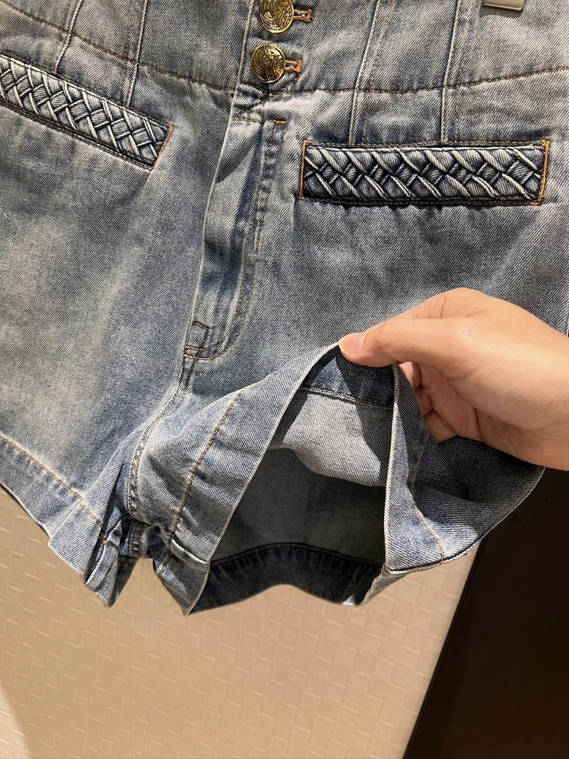 Authentic Unclassified Brand Short Pants