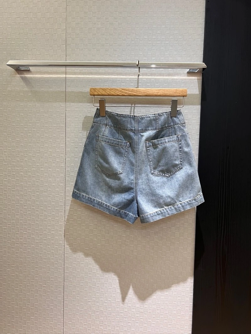 Authentic Unclassified Brand Short Pants