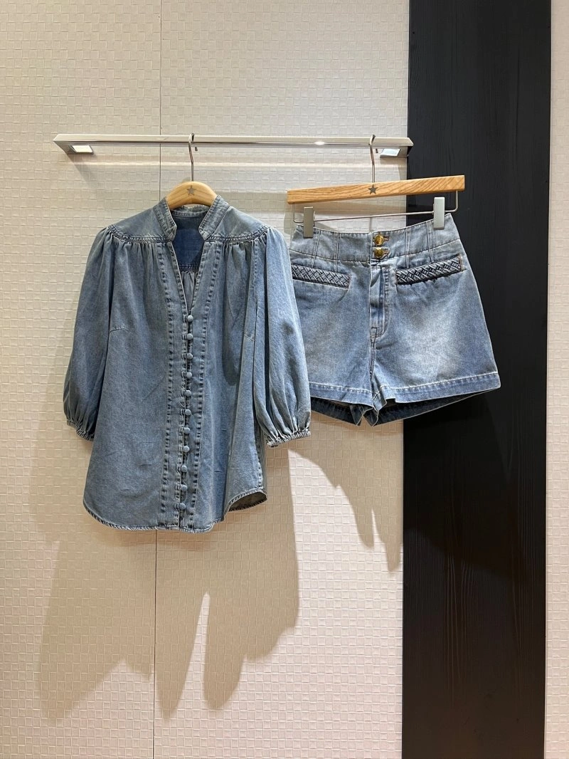 Authentic Unclassified Brand Short Pants