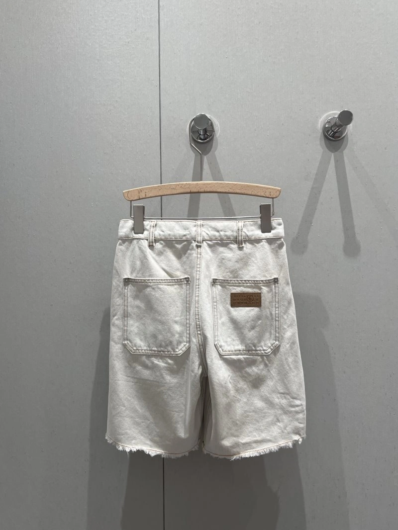 Authentic Unclassified Brand Short Pants