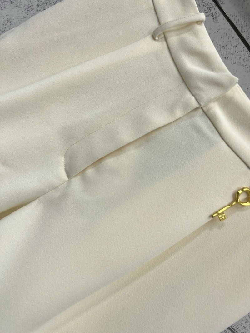 Budget-friendly Unclassified Brand Short Pants