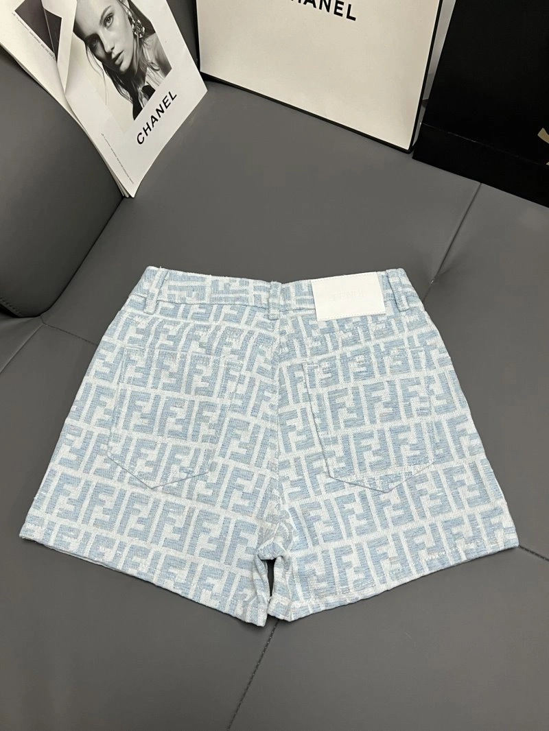 Exact replica Unclassified Brand Short Pants