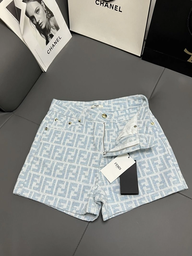 Exact replica Unclassified Brand Short Pants