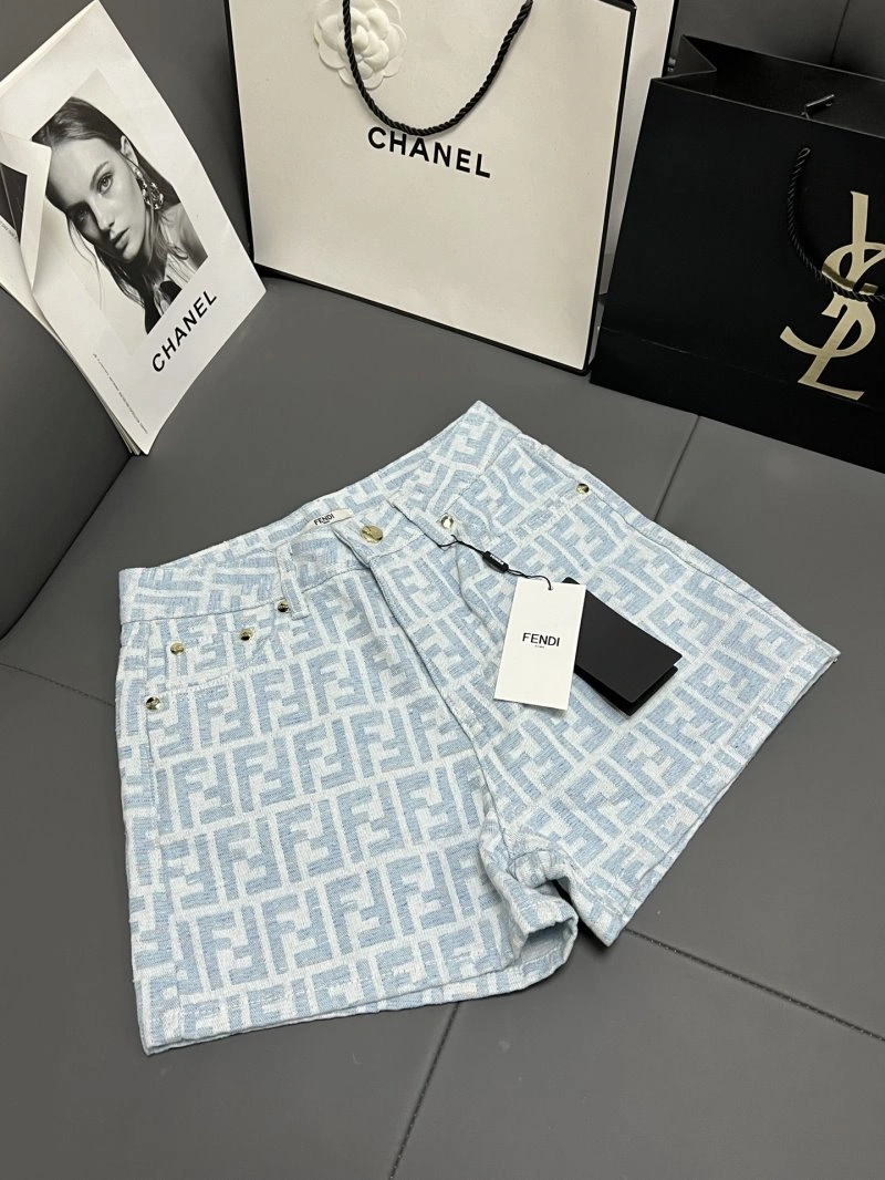 Exact replica Unclassified Brand Short Pants