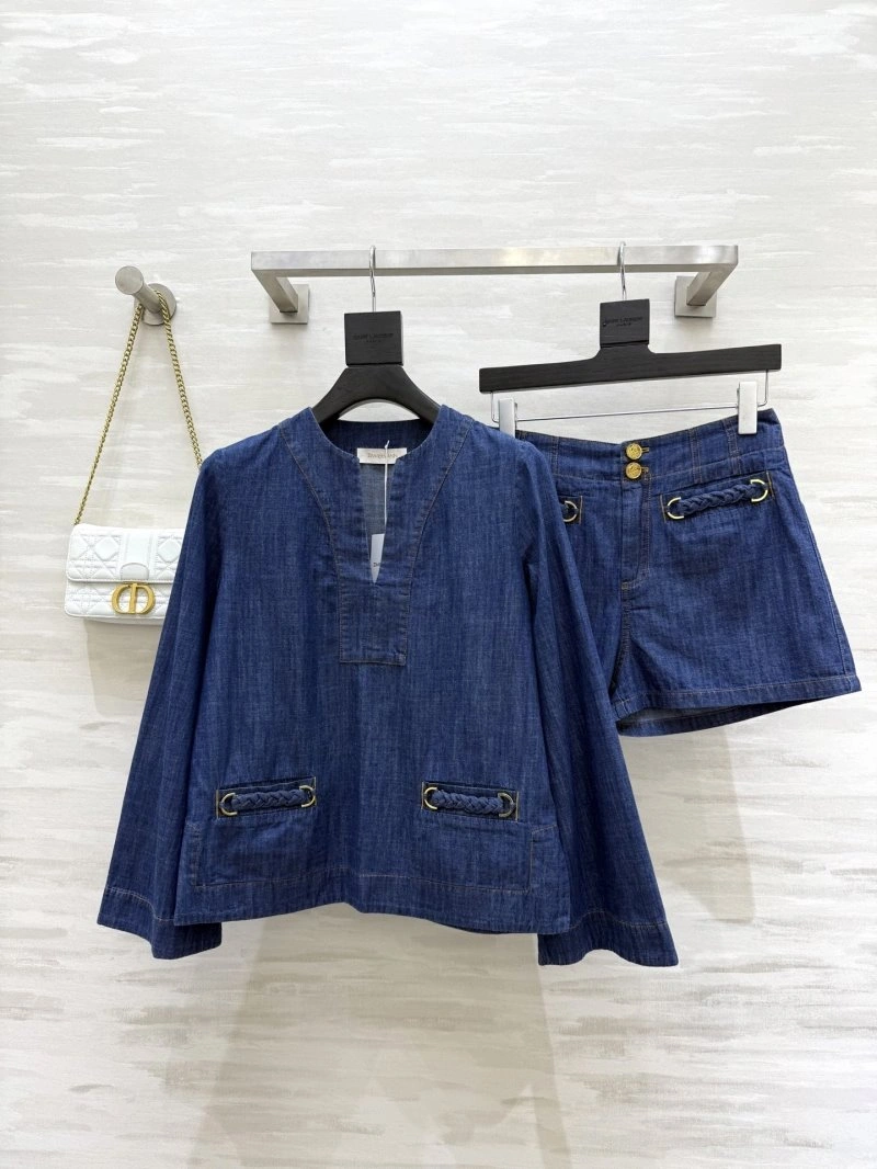 Brand-authenticated Unclassified Brand Short Pants