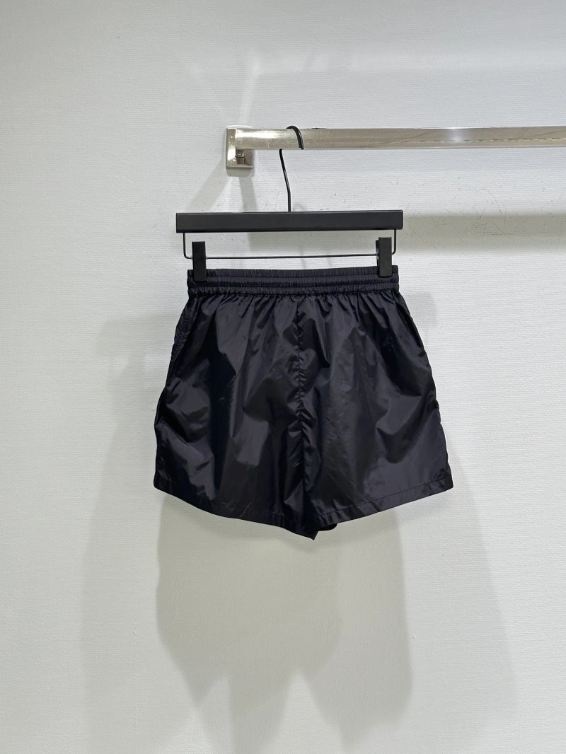 Bargain Unclassified Brand Short Pants