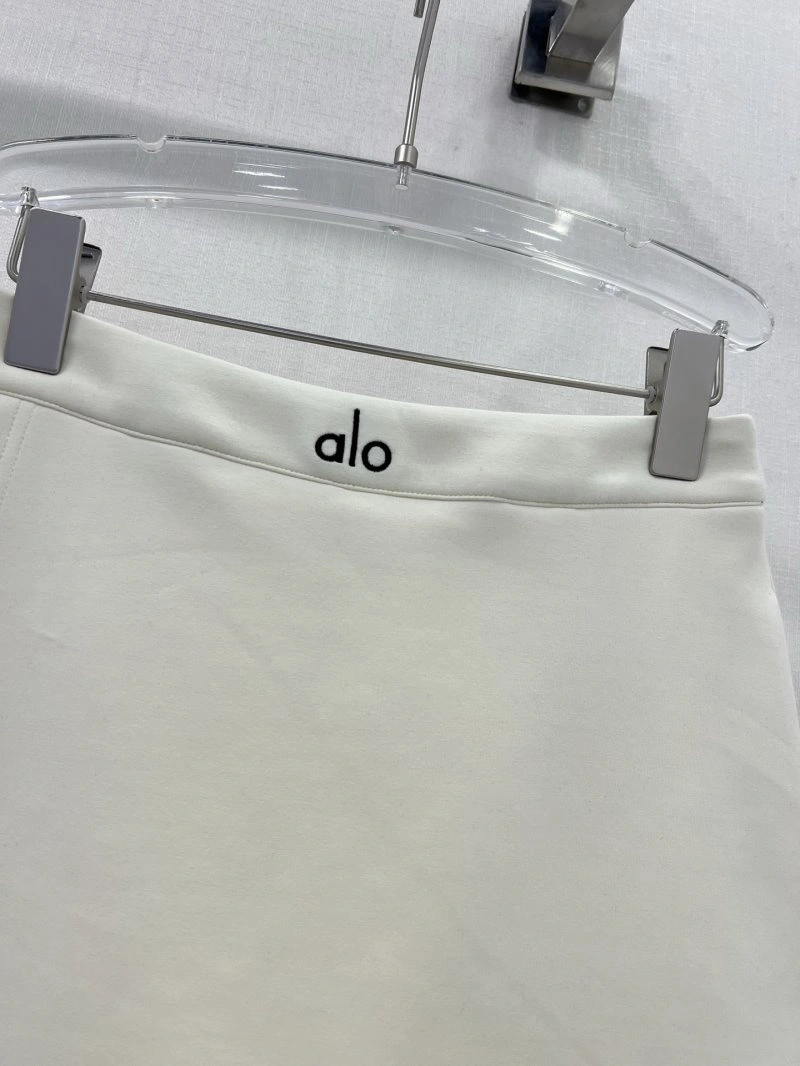 Brand-authenticated Unclassified Brand Short Suits