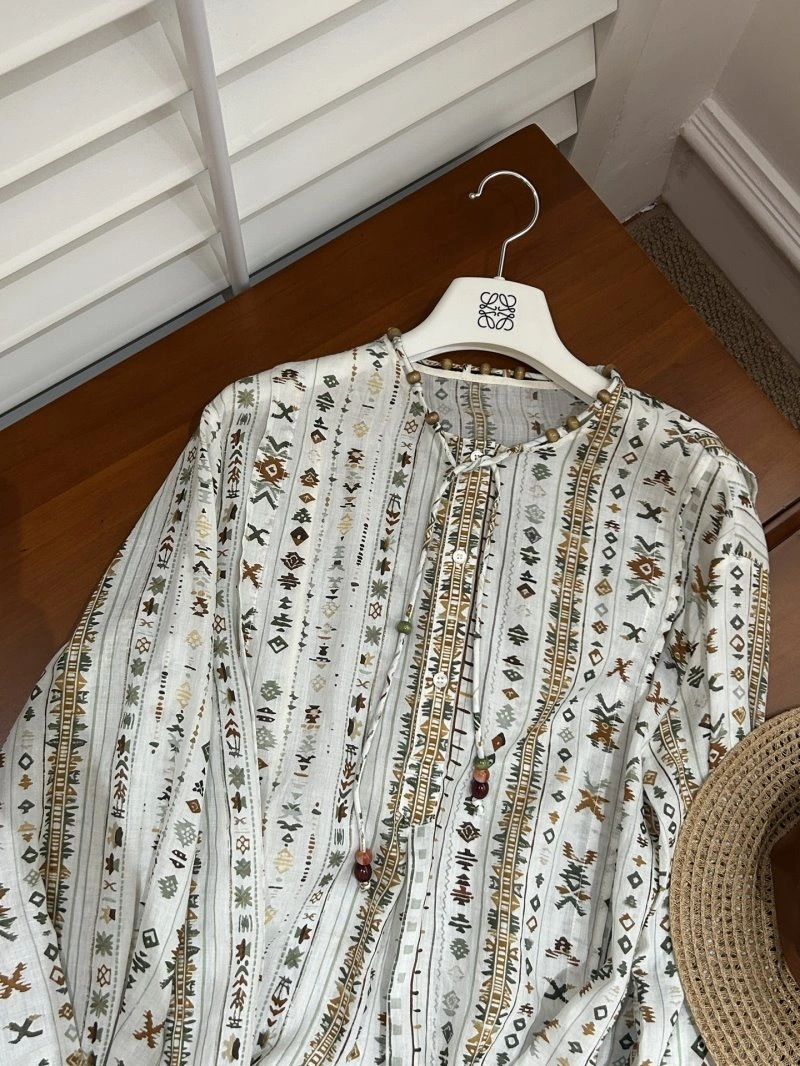 Inexpensive Unclassified Brand Short Suits