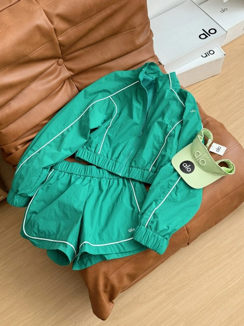 Unclassified Brand Short Suits