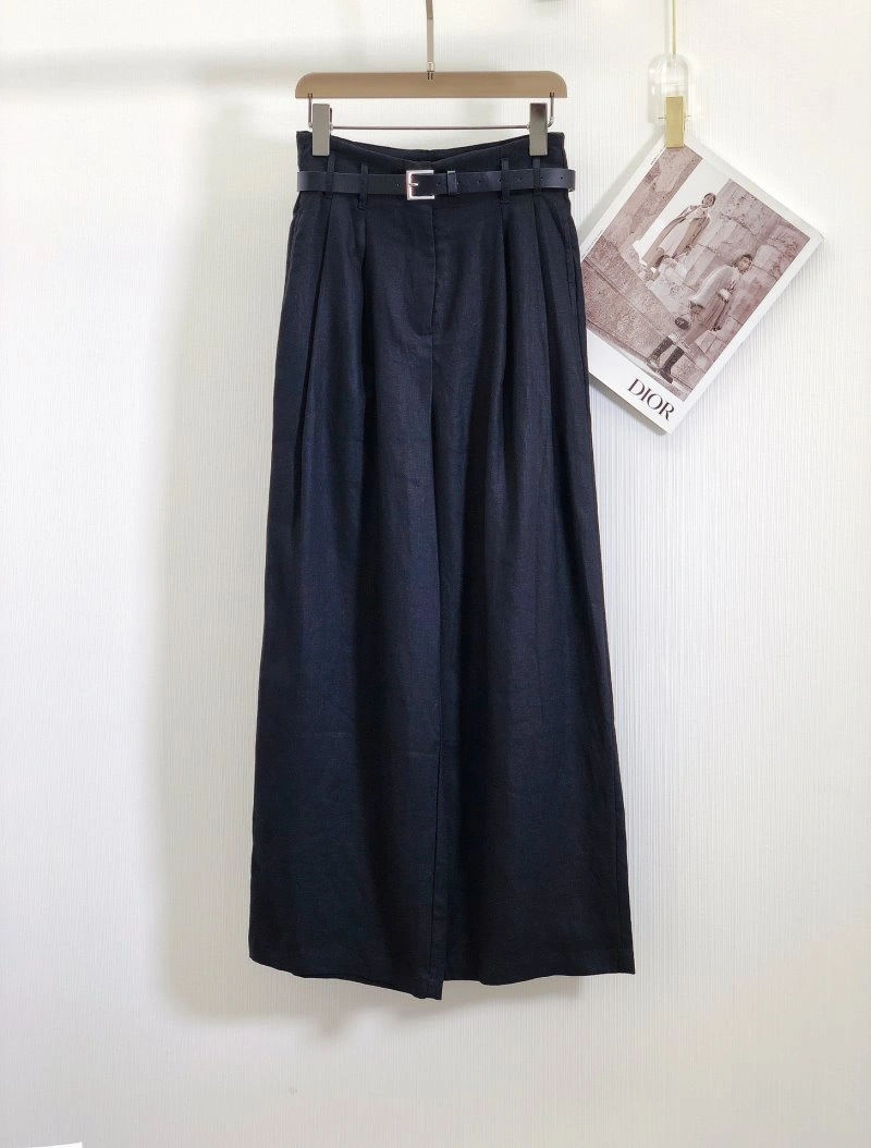 Bargain Unclassified Brand Short Suits