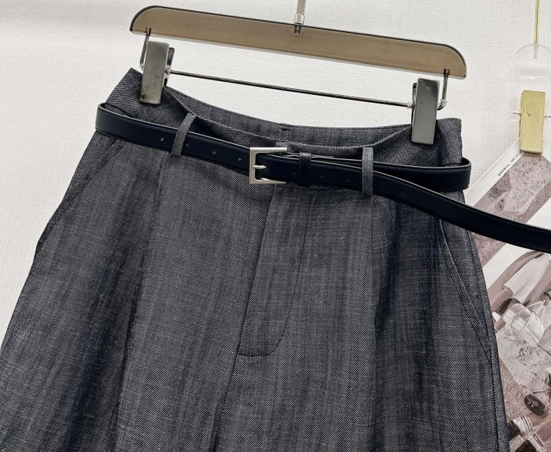 Factory-made Unclassified Brand Short Suits