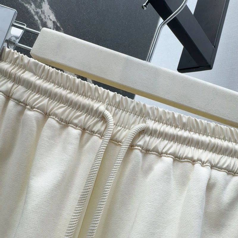 Low-cost Unclassified Brand Short Suits