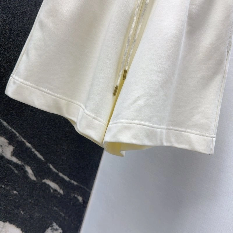 Low-cost Unclassified Brand Short Suits