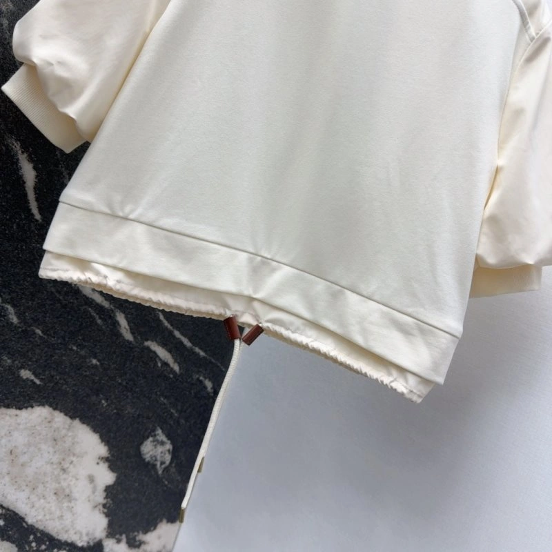 Low-cost Unclassified Brand Short Suits