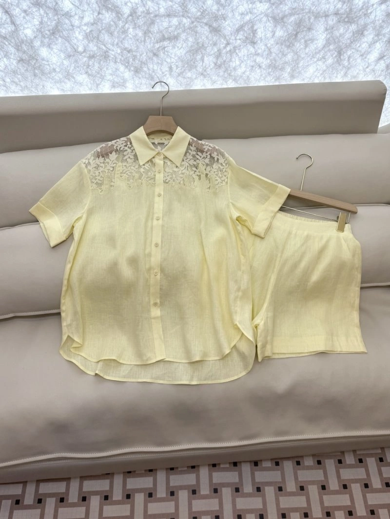 Inexpensive Unclassified Brand Short Suits