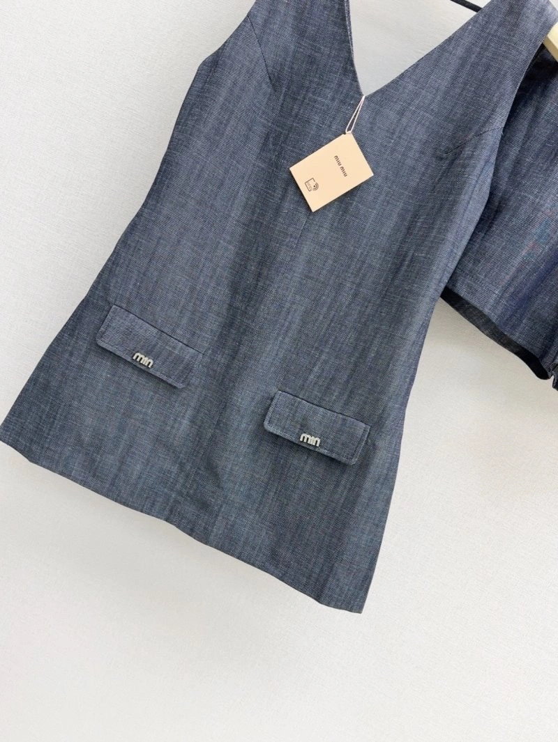 Precise copy Unclassified Brand Short Suits