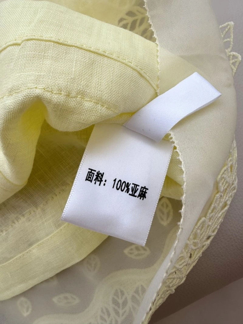 Inexpensive Unclassified Brand Short Suits