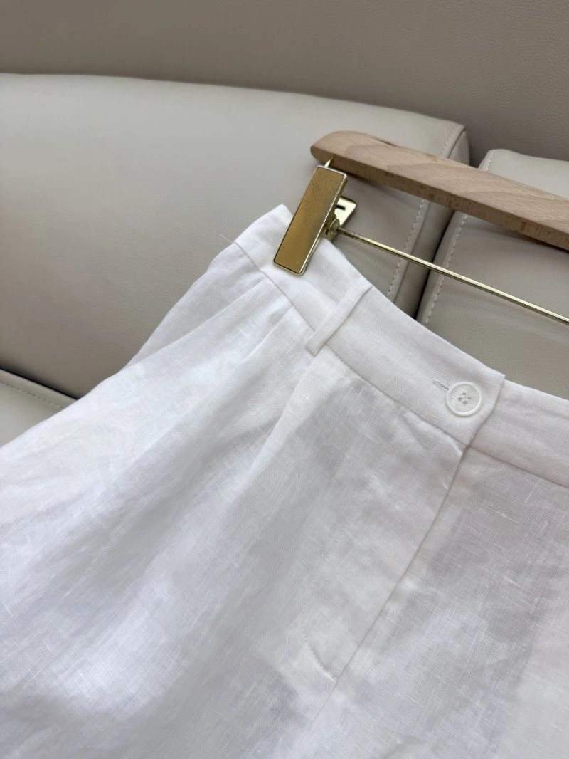 Legit Unclassified Brand Short Suits