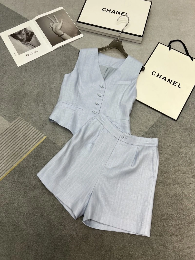 Exact replica Unclassified Brand Short Suits