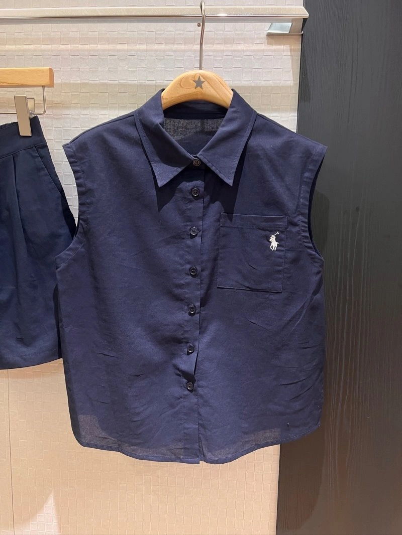 Value-priced Unclassified Brand Short Suits