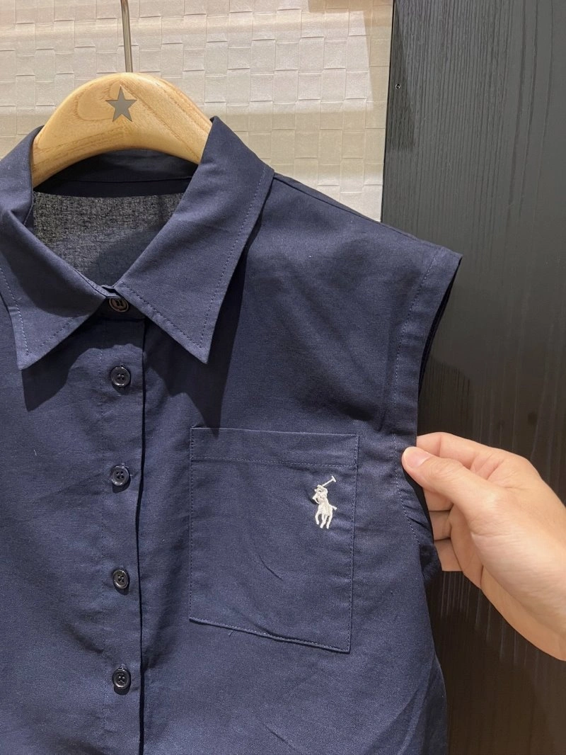 Value-priced Unclassified Brand Short Suits