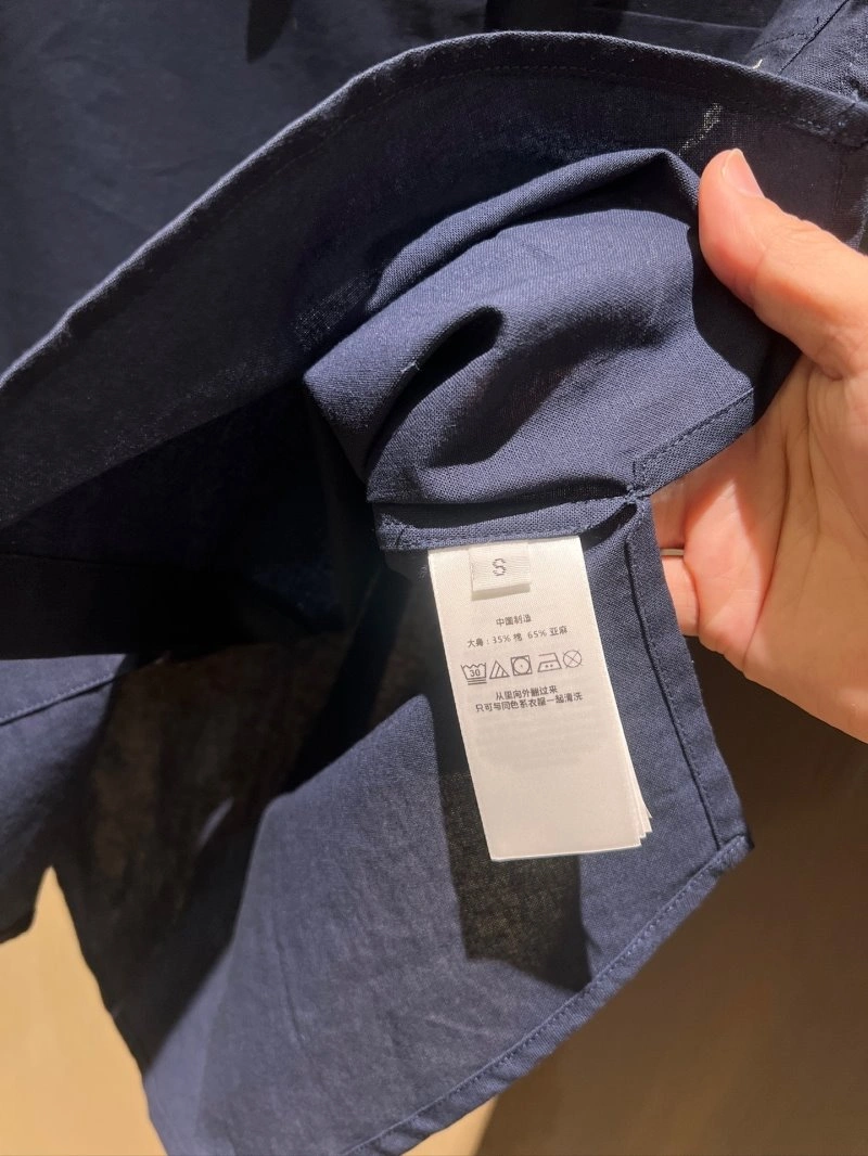 Value-priced Unclassified Brand Short Suits