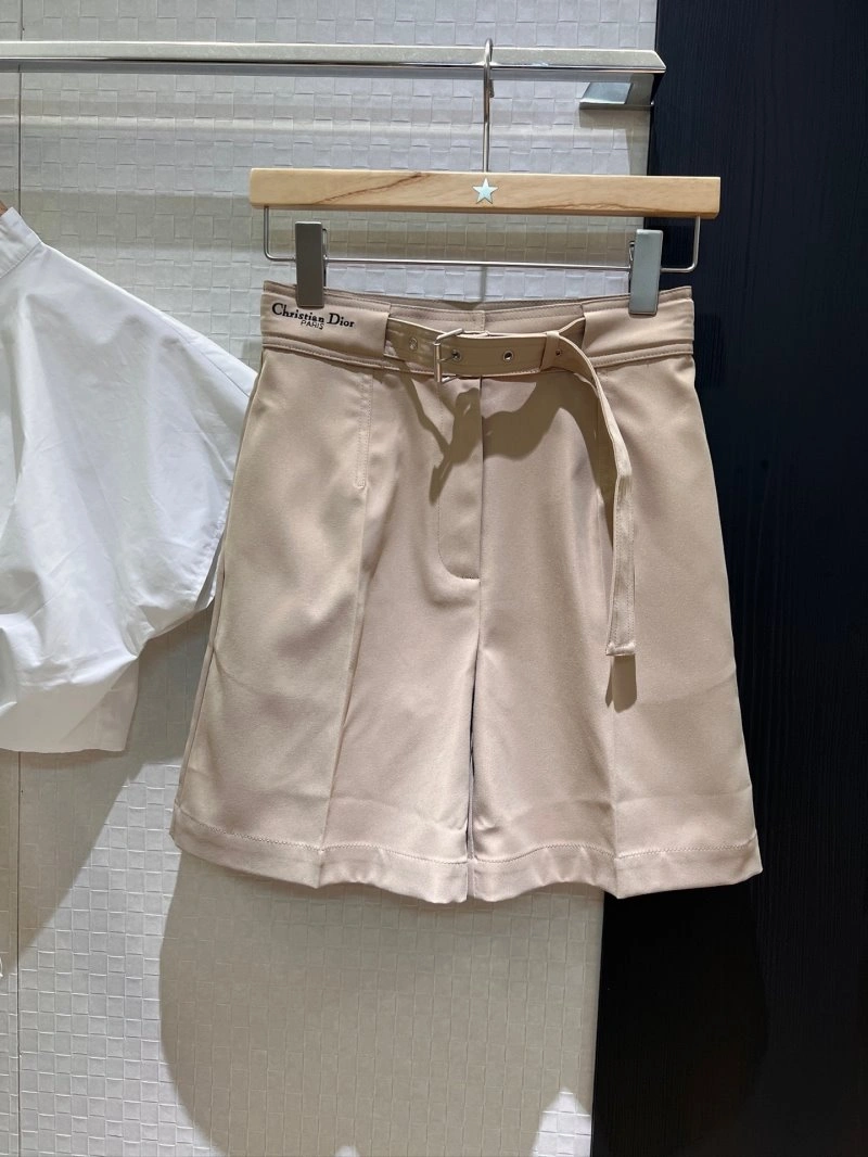 Legit Unclassified Brand Short Suits
