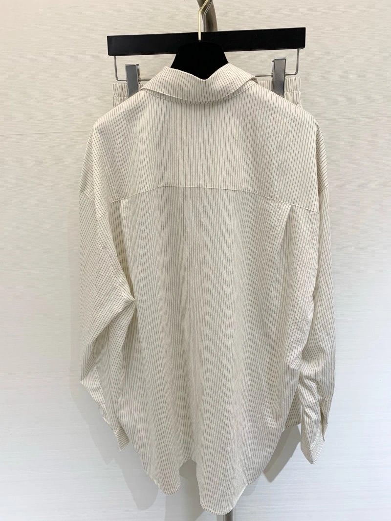 Value-priced Unclassified Brand Short Suits