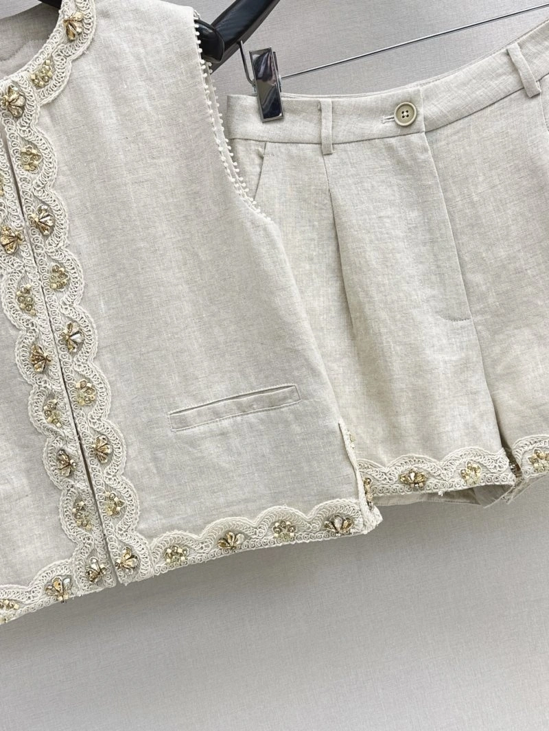 Low-cost Unclassified Brand Short Suits