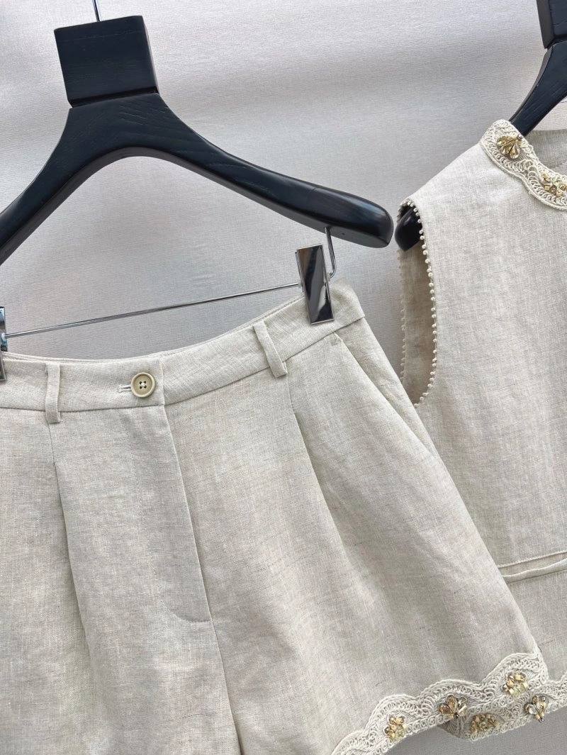 Low-cost Unclassified Brand Short Suits