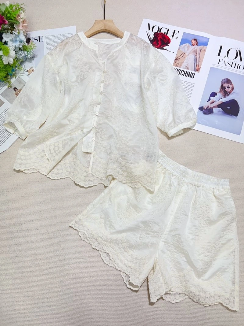 Top mirror Unclassified Brand Short Suits