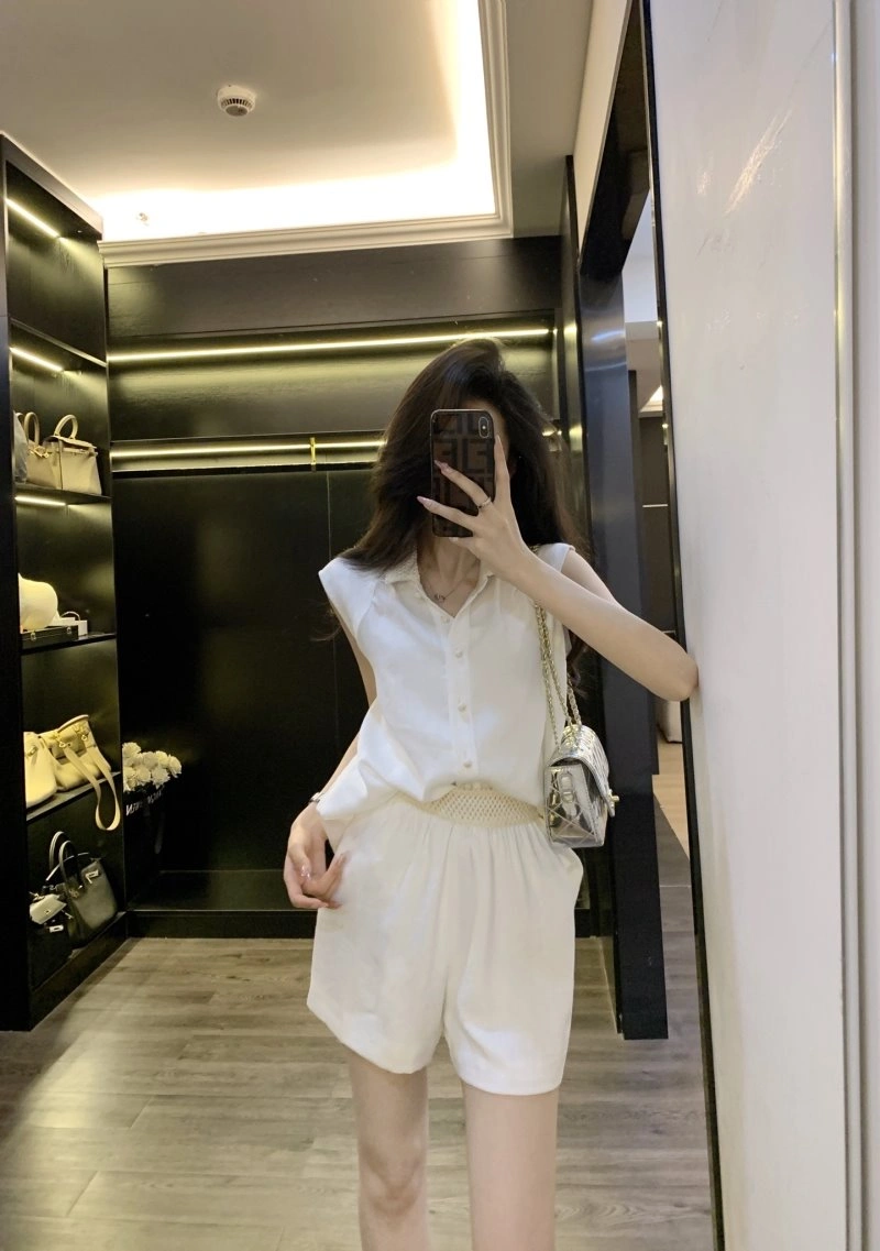 Affordable Unclassified Brand Short Suits