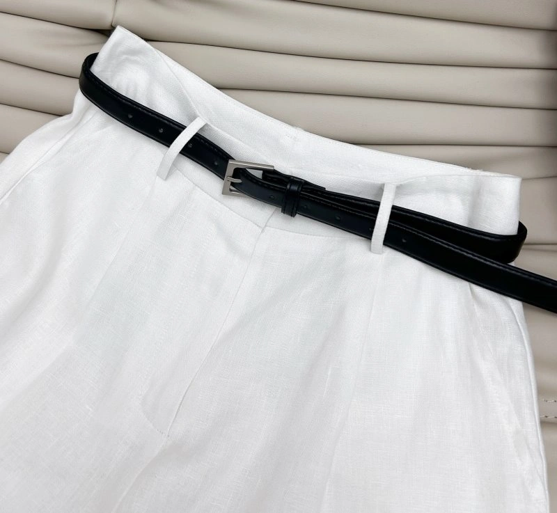 Discounted Unclassified Brand Short Suits