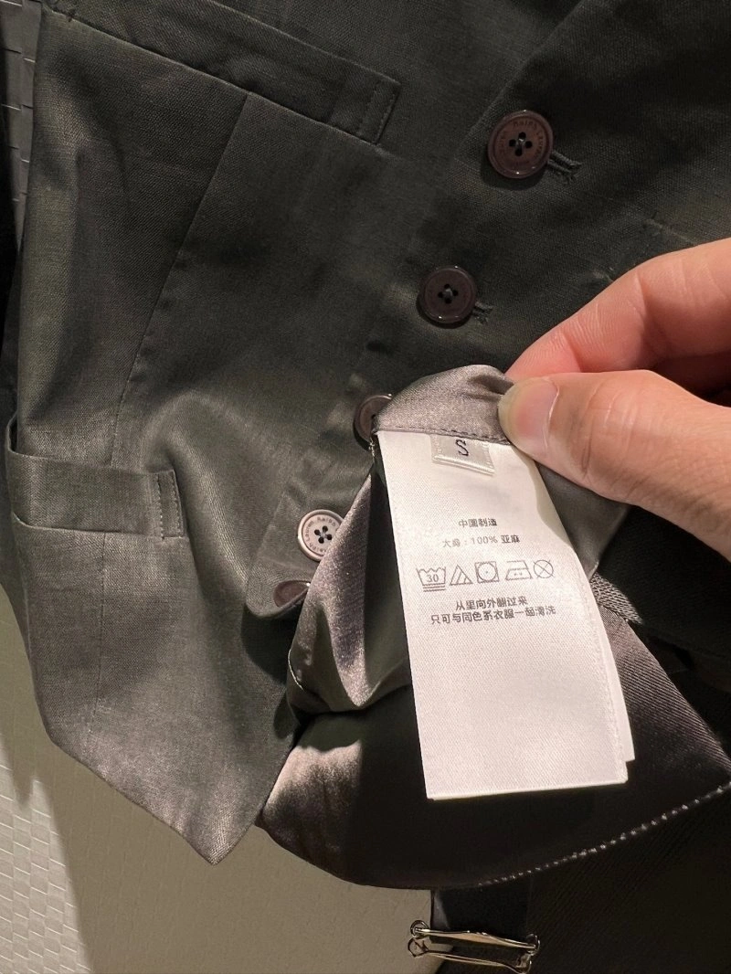 Budget-friendly Unclassified Brand Short Suits